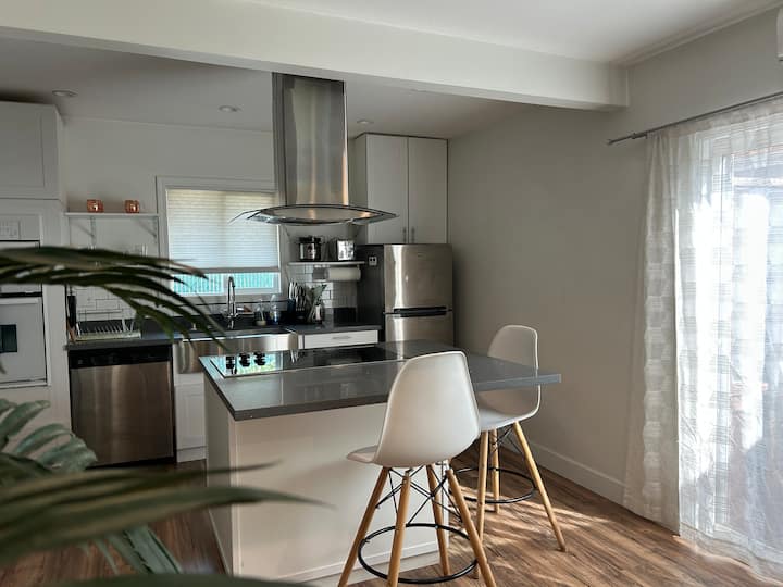 Tastefully Remodeled Home Near Dtla & Usc Keck - Los Angeles, CA