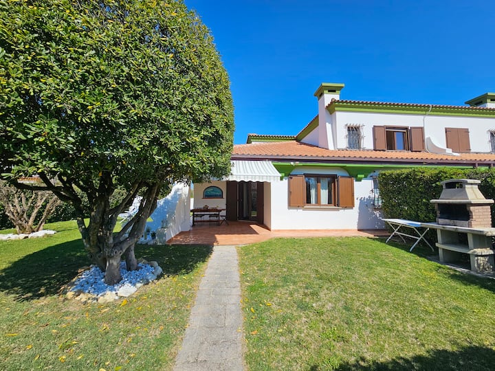 Villa Vaia - In Villaggio Fronte Mare Con Piscina - Marches