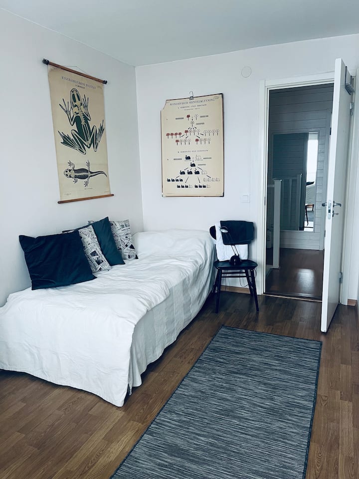 Eget Rum I Radhus - Skara