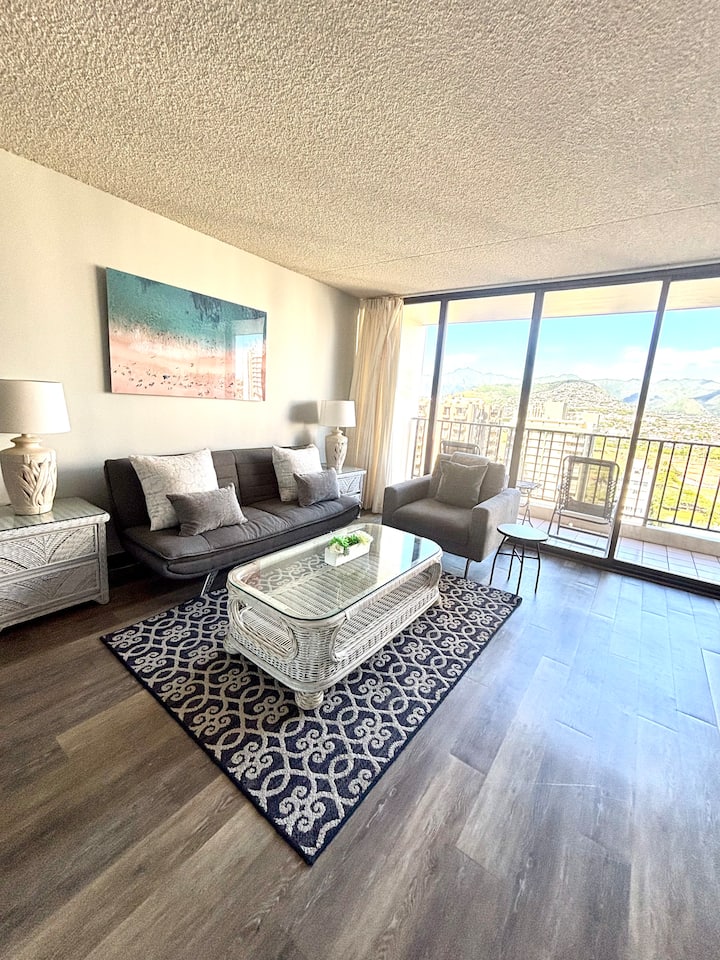 1br Waikiki Banyan - Free Parking, City & Mt. View - Honolulu