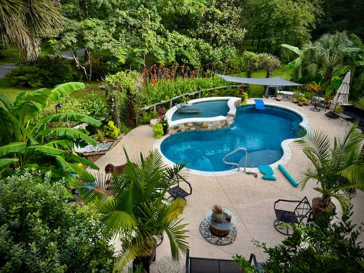 Kit Hall Pool Resort Close To Charleston & Beaches - South Carolina