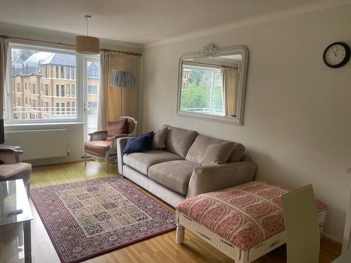 Spacious 2 Bedroom Apartment In Sw London! - Surbiton