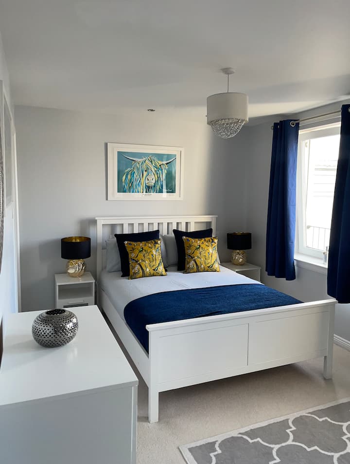 Stylish 2 Bed Apt Near Airport And Great Shopping - Glasgow