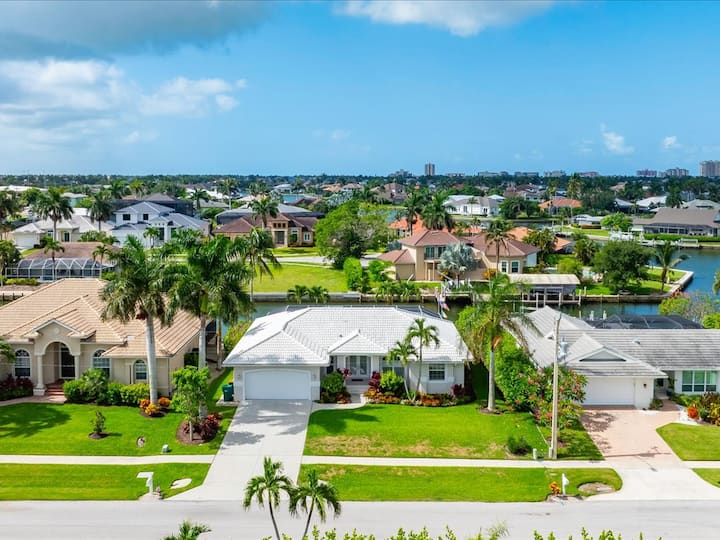 Waterfront 3br Marco Island Retreat- H1259 - Marco Island, FL
