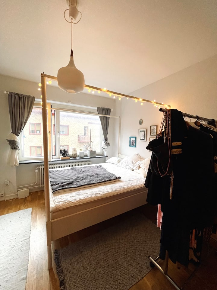 Artist's Vintage Flat In City Centre - Malmö