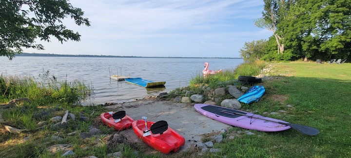 Waterfront Oasis Sandbanks Provincial Park (3 Min) - Sand Banks
