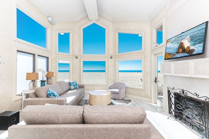 Picture-perfect Oceanfront Vacation Home! - Newport Beach, CA