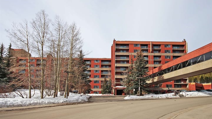 Beautiful One Bedroom With Ample Amenities - Breckenridge, CO