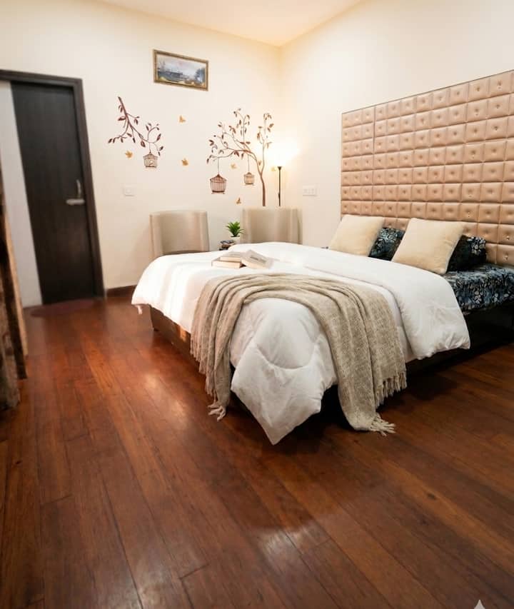 Seperate Entrance- Private Room With Washroom - Ludhiana