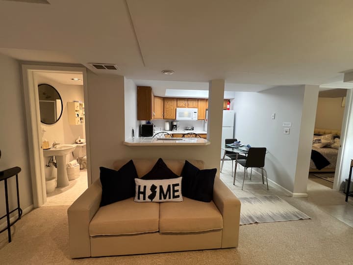 Modern And Cozy Apt In Morris Plains, Nj - Morristown, NJ