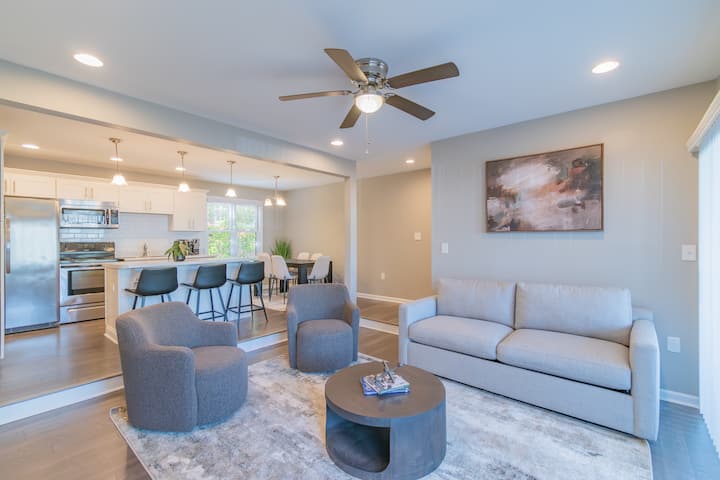 Uptown Charlotte 2br/2ba | Superhost - Charlotte, NC