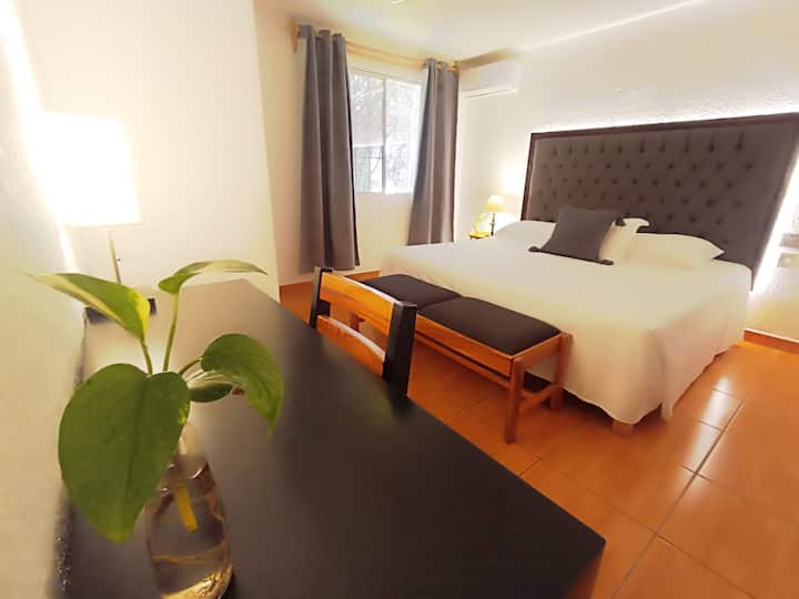 Bajo Las Bugambilias: Un Refugio En Oaxaca - Oaxaca