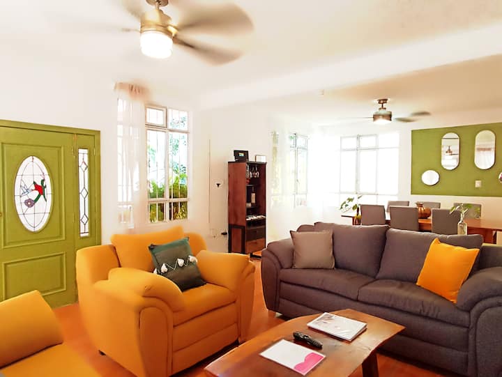 Hummingbird House
Jardín, A/c, Lavadora - Oaxaca