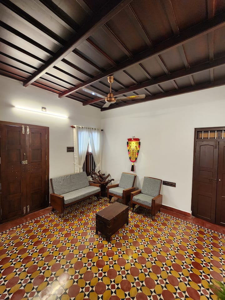 Pete's Inn Homestay (Whole Villa) - Kerala