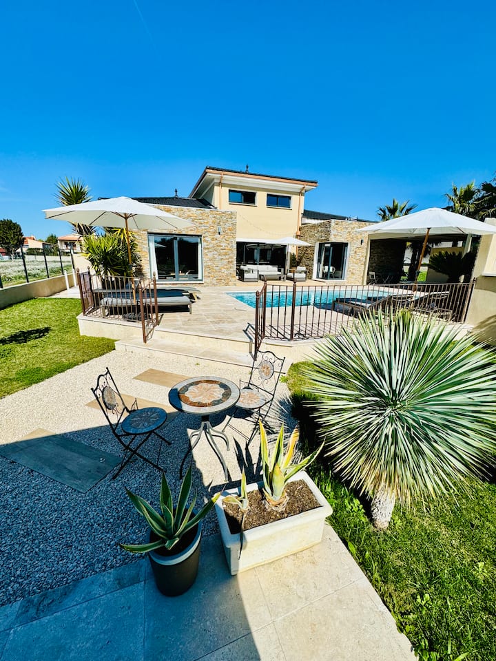Chambre Privée, Proche Aéroport, Marseille, Airbus - Vitrolles