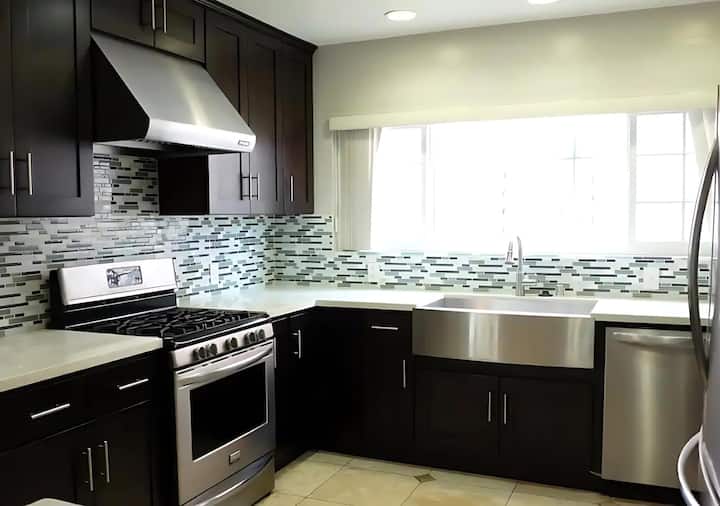 Central Area Of Los Angeles - Los Angeles, CA