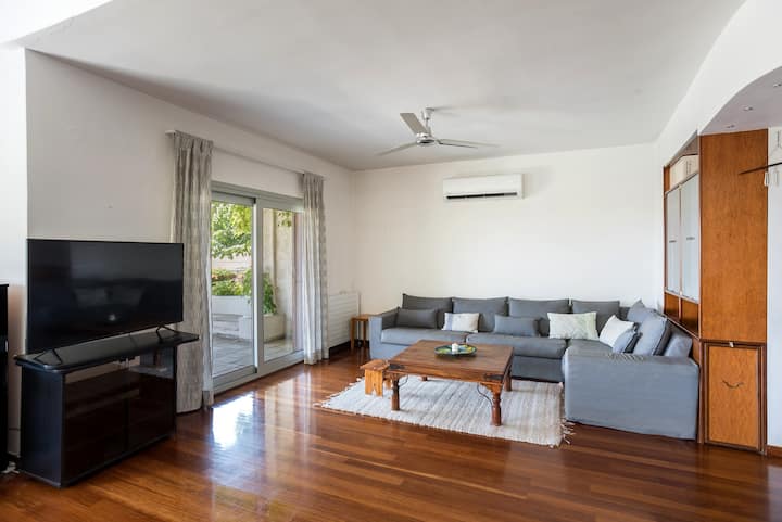 Olympus Breeze | Luxury Pool Villa Up To 22 Guests - Ларисса