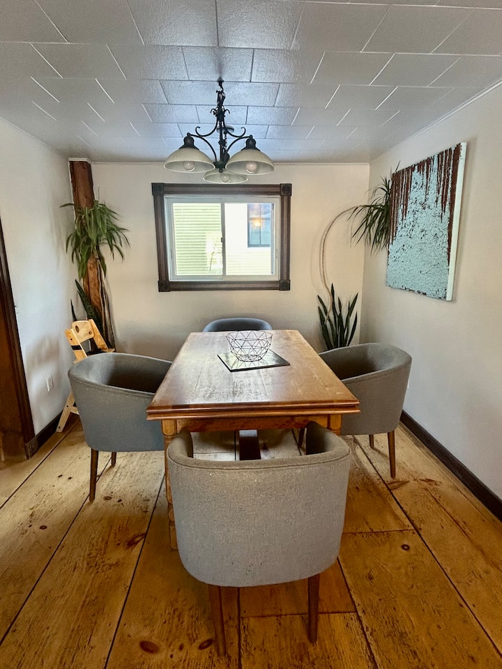 Historic Two Bedroom Home: Walk To Everything! - Stowe, VT