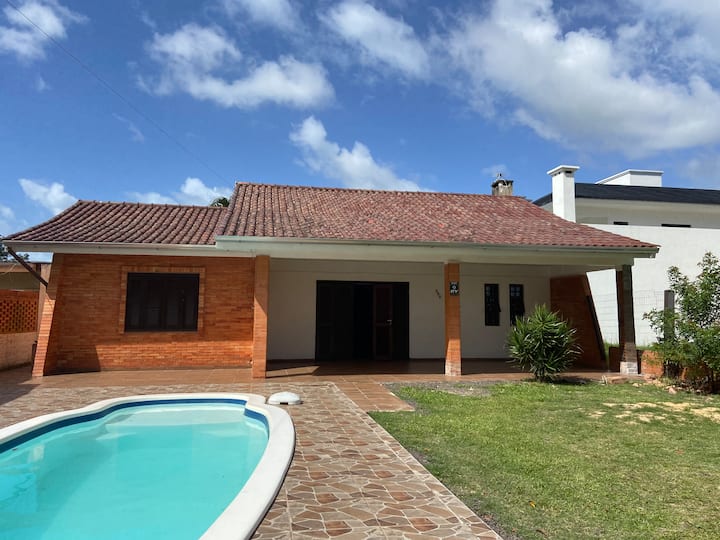 Casa Piscina, Divisa Capão/xangri Lá - Capão da Canoa