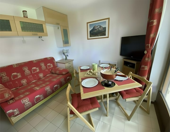 Joli T2 - Vue Montagne - Proche Centre - Châtel