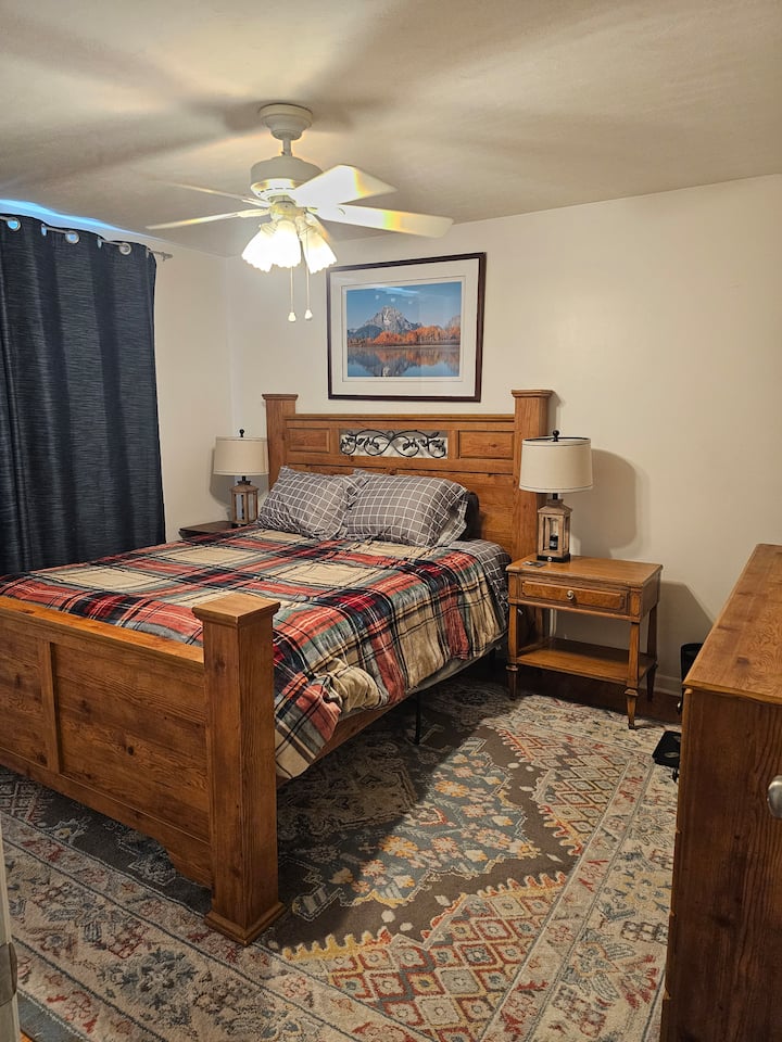 Tri-level House In Arvada. - Arvada, CO