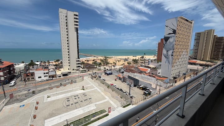 Apartamento Com 2 Quartos Na Praia De Iracema - Fortaleza