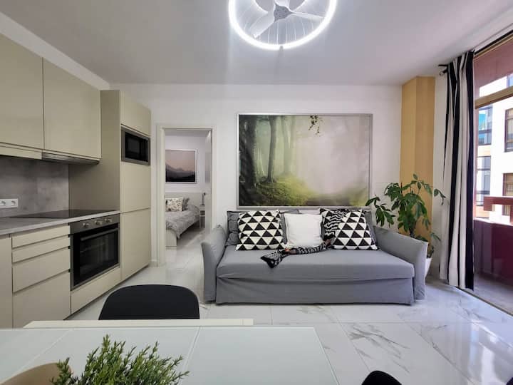Gold Flat Las Canteras Beach - Gran Canaria