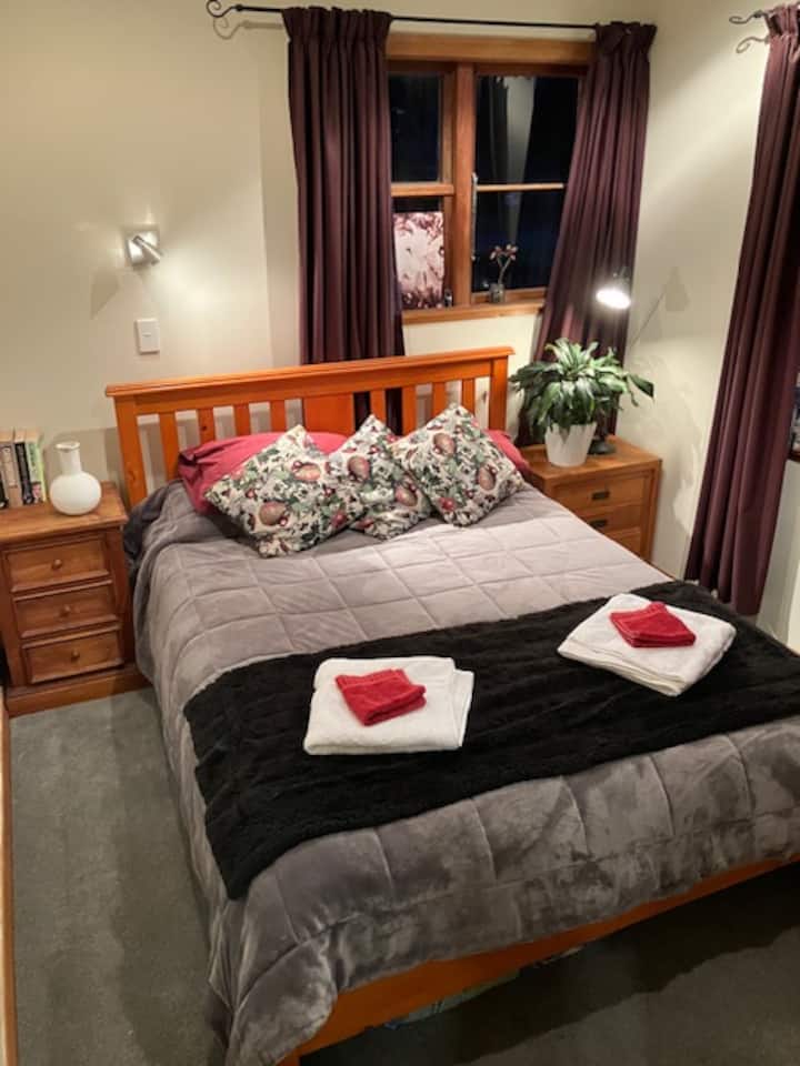 Walk To Lake Karapiro - Cambridge