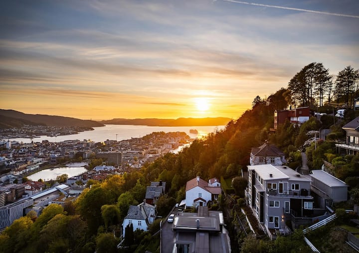 Panoramic Views, Sun & Sunset From Balcony - Bergen