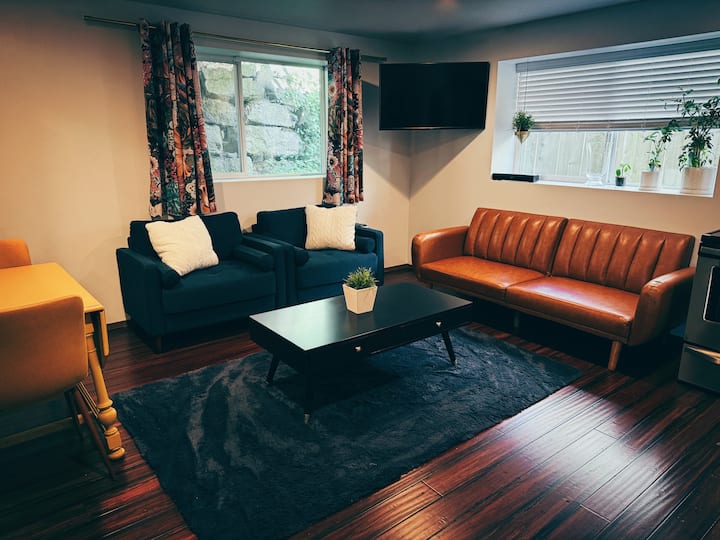 West Seattle Guest Suite Close To  Sports Stadiums - Seattle, WA