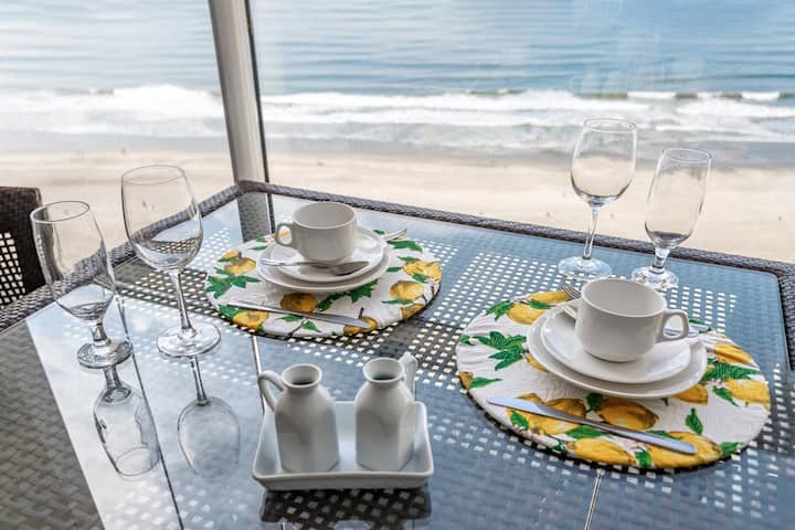 Apto Frente Mar - Alto Padrão - 2 Garagens Livres. - Balneario Camboriú