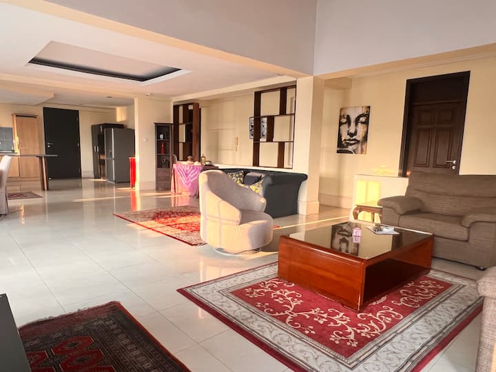 Excellent Executive Suite - Ghana