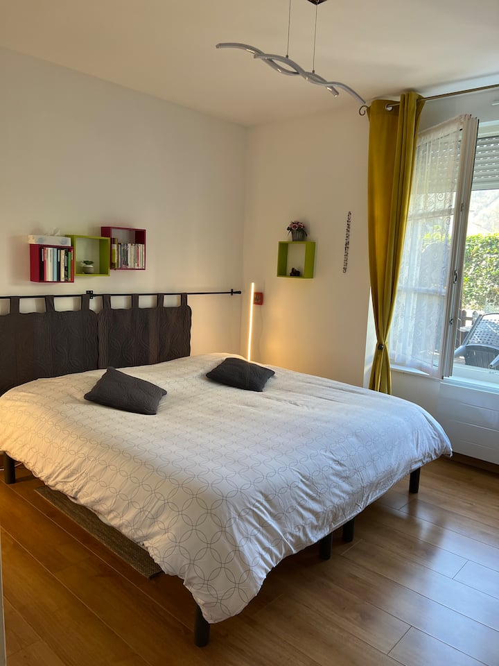 T3 Idéalement Situé, 3 éToiles, Terrasse, Parking - Argelès-Gazost