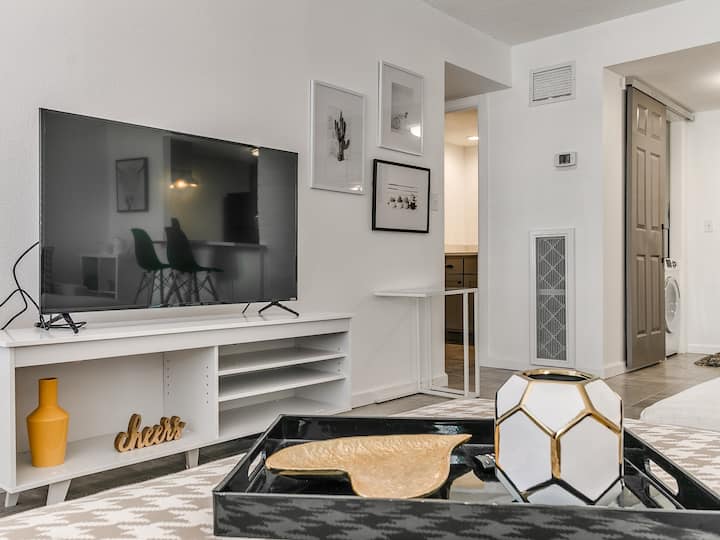 424 Modern Downtown Condo, Tulsa Ok - Tulsa, OK