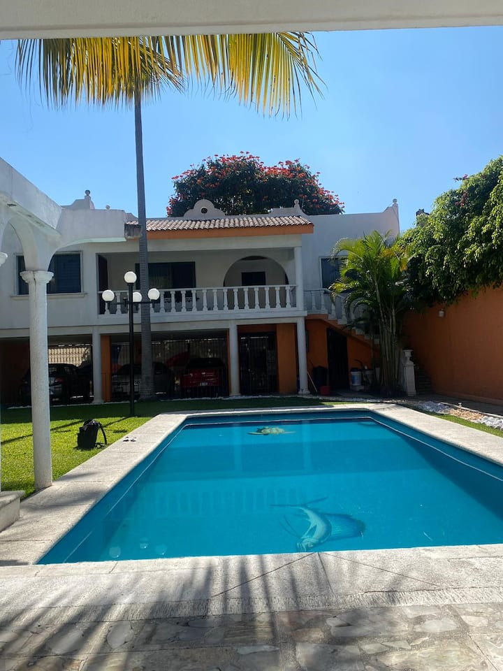 Linda Casa En Cuerna Con Paneles Solares - Cuernavaca