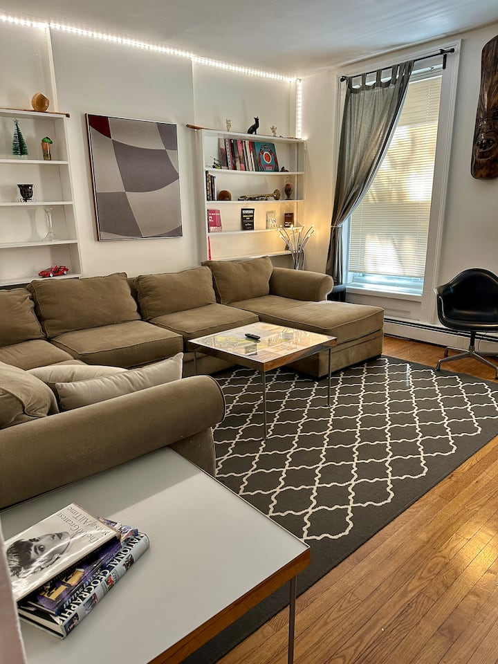 Newly Renovated Spacious 2 Br Apartment Downtown - New Haven, CT