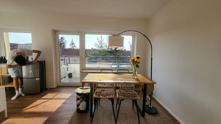 Cozy Studio Avec Balcon, à 15 Minutes Du Centre ! - Munich