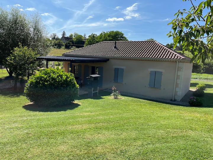 Maison à Louer Pour 6 Personnes Avec Jardin Clos - Périgord