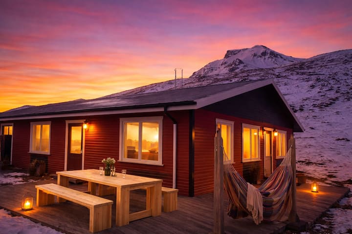 Cozy Apartment With Mountain Views By Eyjafjöll - Island