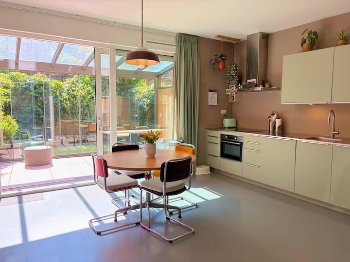 Bright Family Home In Amsterdam Noord - Amsterdam