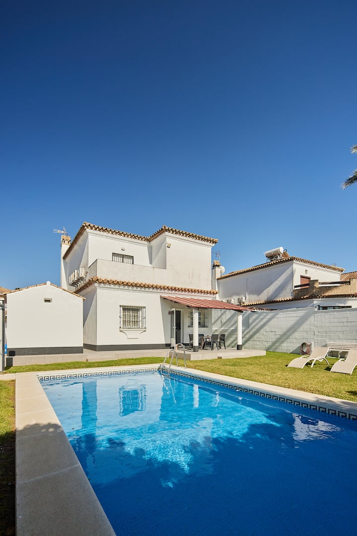 Apolo: House Garden, Pool, Barbecue, 4 Rooms. - Andalucía