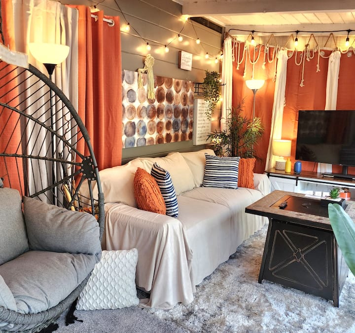 The Bliss/winter Warm/total Privacy/2 Blks 2 Dt - Roseburg, OR