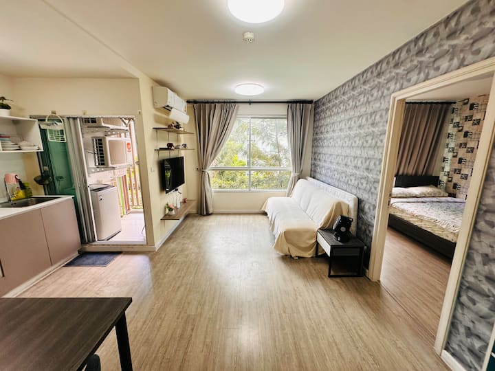 "Luxury Thai" 66 Superior Quality 1 Bedroom 1 Living Room 1 Bathroom Boutique Pool View Apartment Next To Central Festival Mall For 4 Pax - Chiang Mai