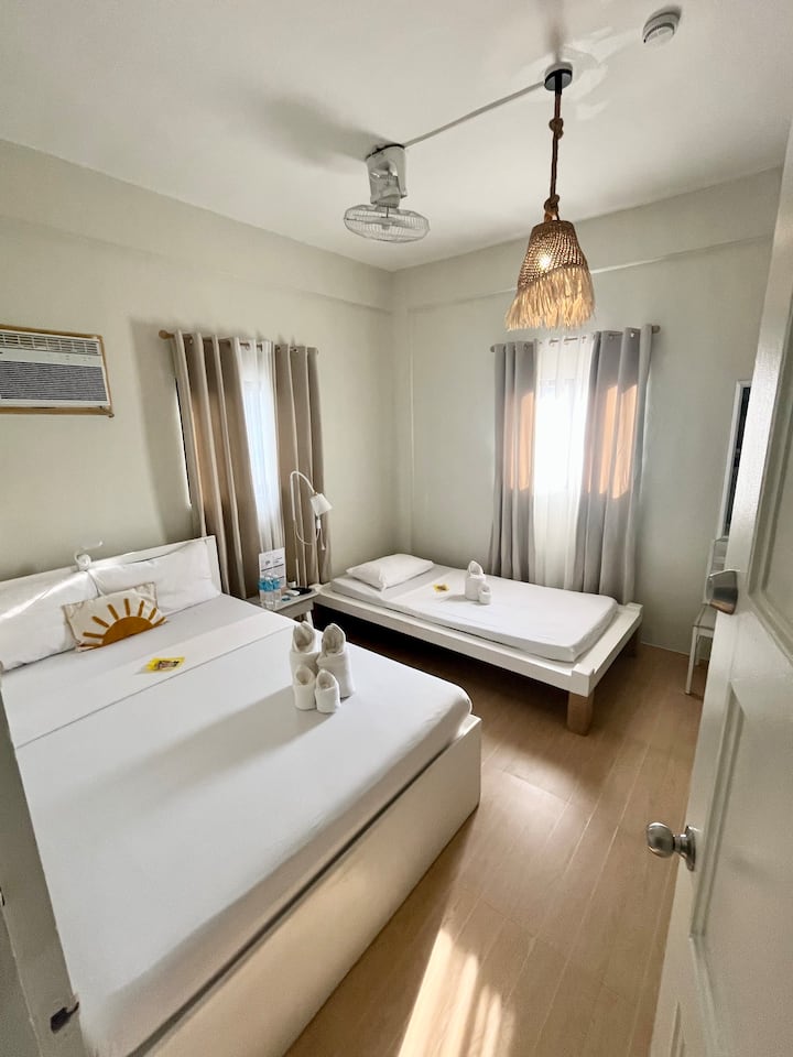 Cozy Hotelroom W Kitchen Near Station 3 Beachfront - Malay