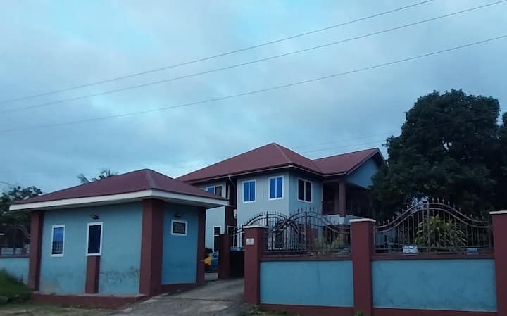 Serene Comfort Home 1 - A Home Away From Home. - Kumasi
