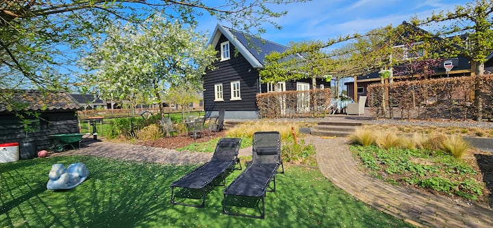 Guesthouse De Bongerd In Landelijk Utrecht - Rhenen
