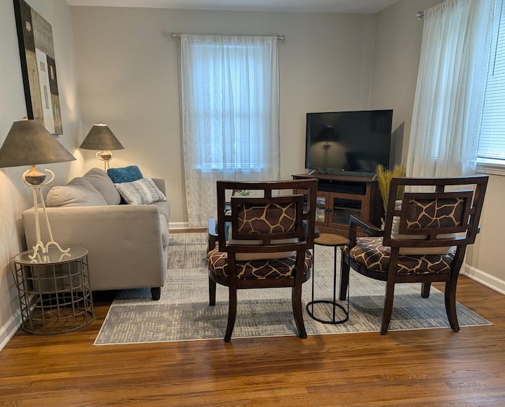 3br/2bath Home - No Cleaning Fees - Omaha, NE