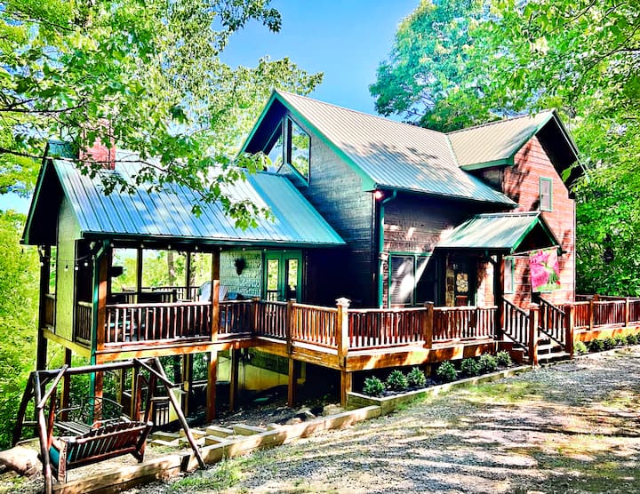 Mountain Views, Hot Tub, Firepit, Game Rm, Sleep 8 - Mineral Bluff, GA