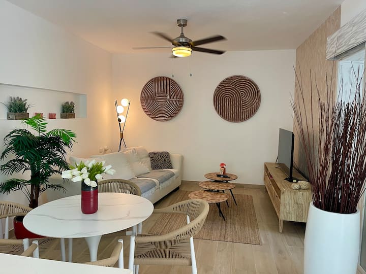 Beautifully Renovated Condo In Centre Of Bávaro - Punta Cana