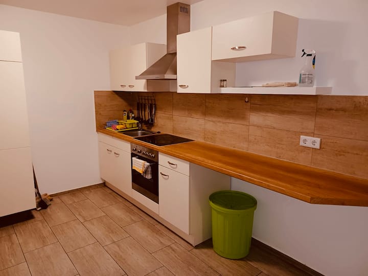 155 M2 Ferienwohnung Mit 3 Schlafzimmern - Schkeuditz